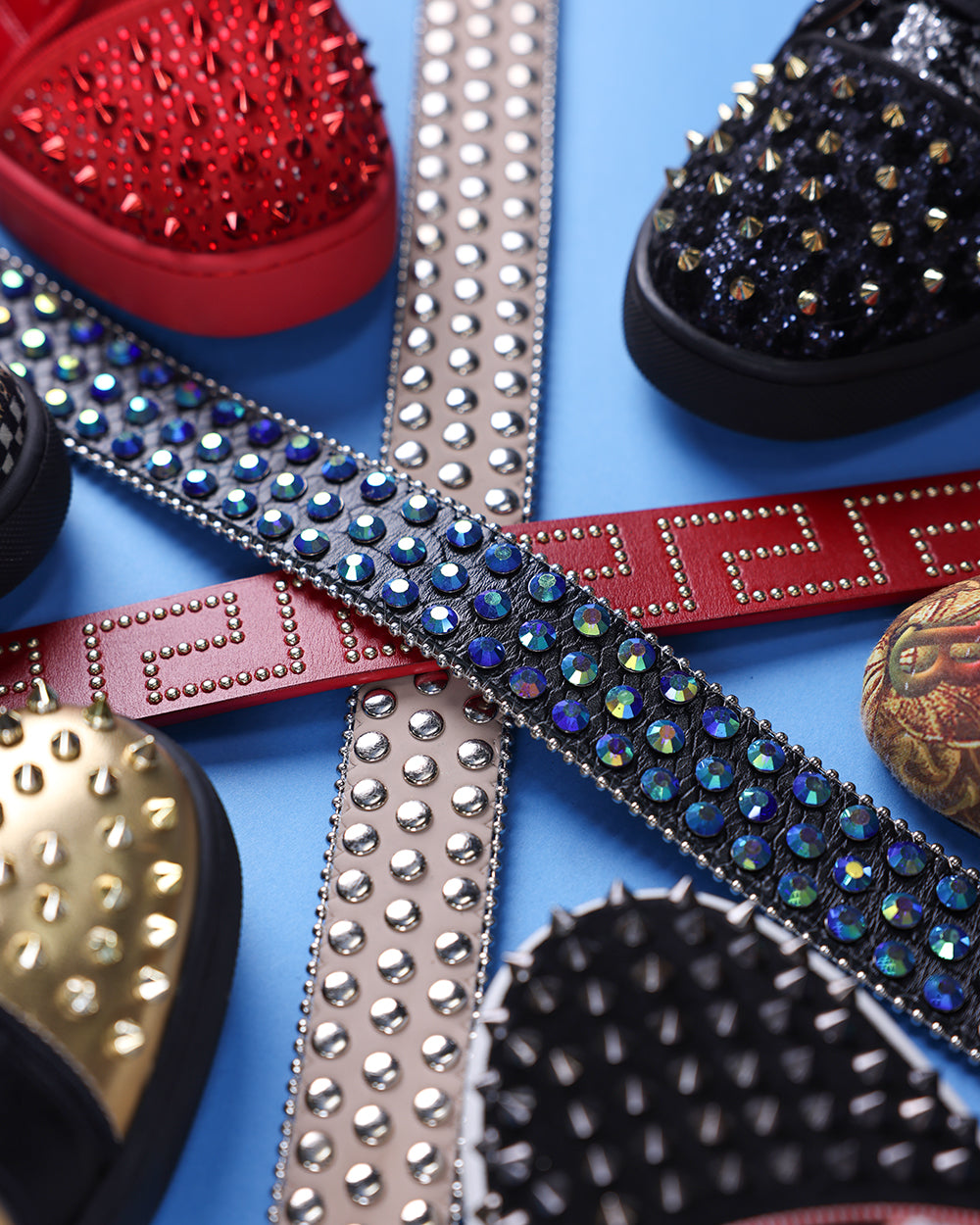 The Versatility of Logo Buckle Belts for Men: Dressing Up or Dressing